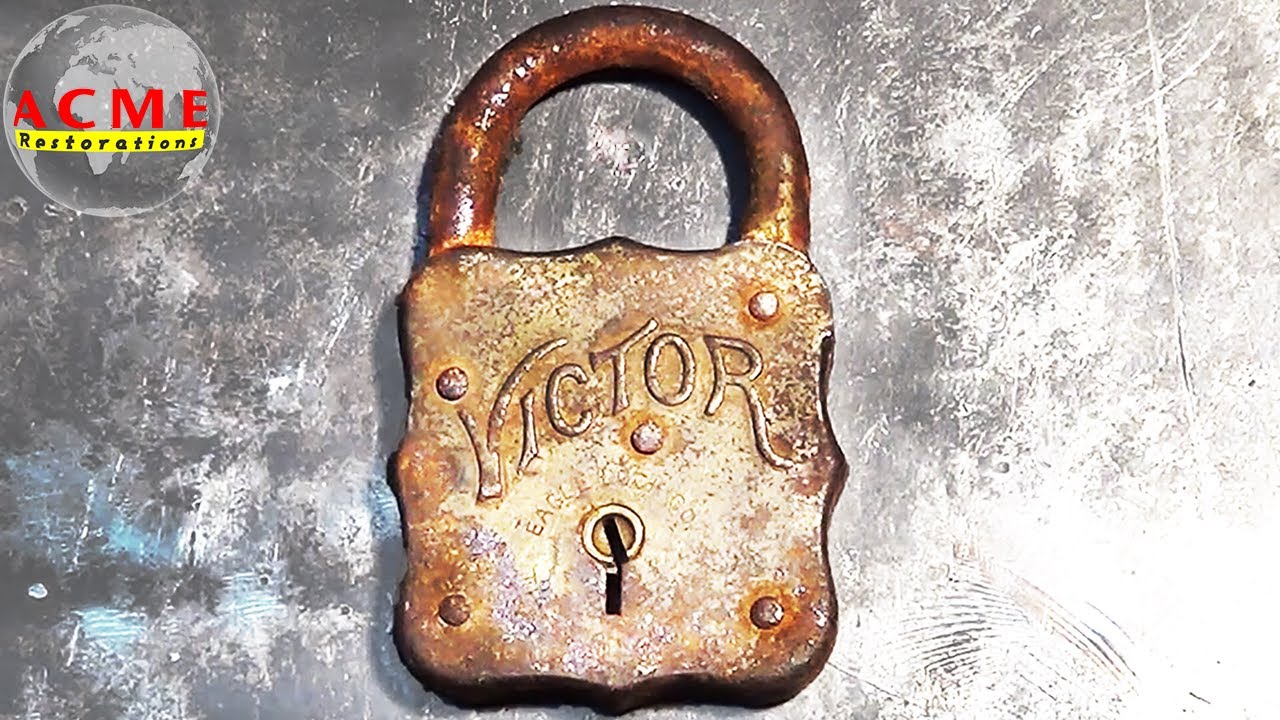 99 Year Old Padlock Restoration - YouTube