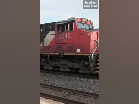 #shorts Manifest Train CN M385 With CN 3042 & CN 3294 Locomotives Sarnia #trains - YouTube