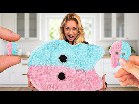 MINI vs NORMAL vs GIANT CANDY CHALLENGE🤔