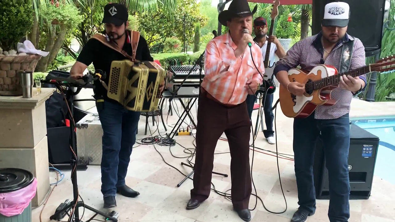 Fara Fara Time !!! Con el Alguacil Mayor palomazo (Carlos Leal) - YouTube