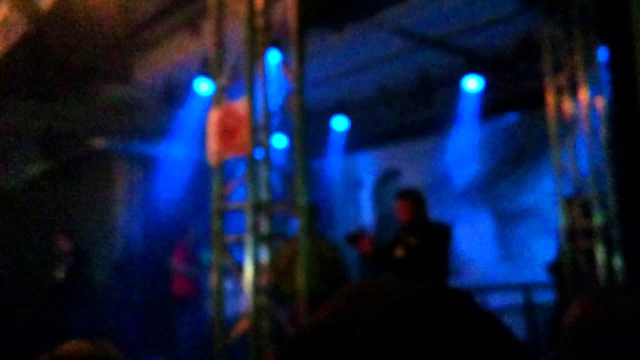Farid Bang H****s**** Fler aka Frank White Stuttgart Wizemann Live 20.02.2016 - YouTube