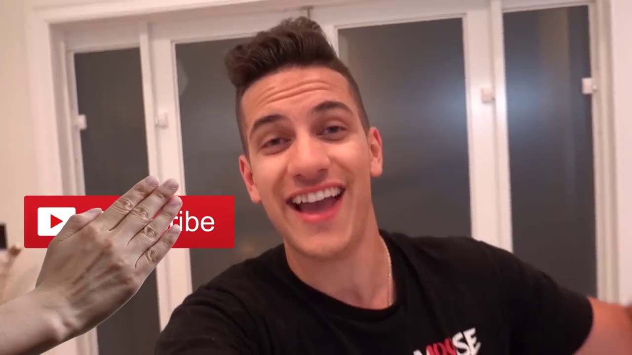 MooseCraft! ♫ “R8 WHIPPIN!“ Original Minecraft Song by MooseCraft ...