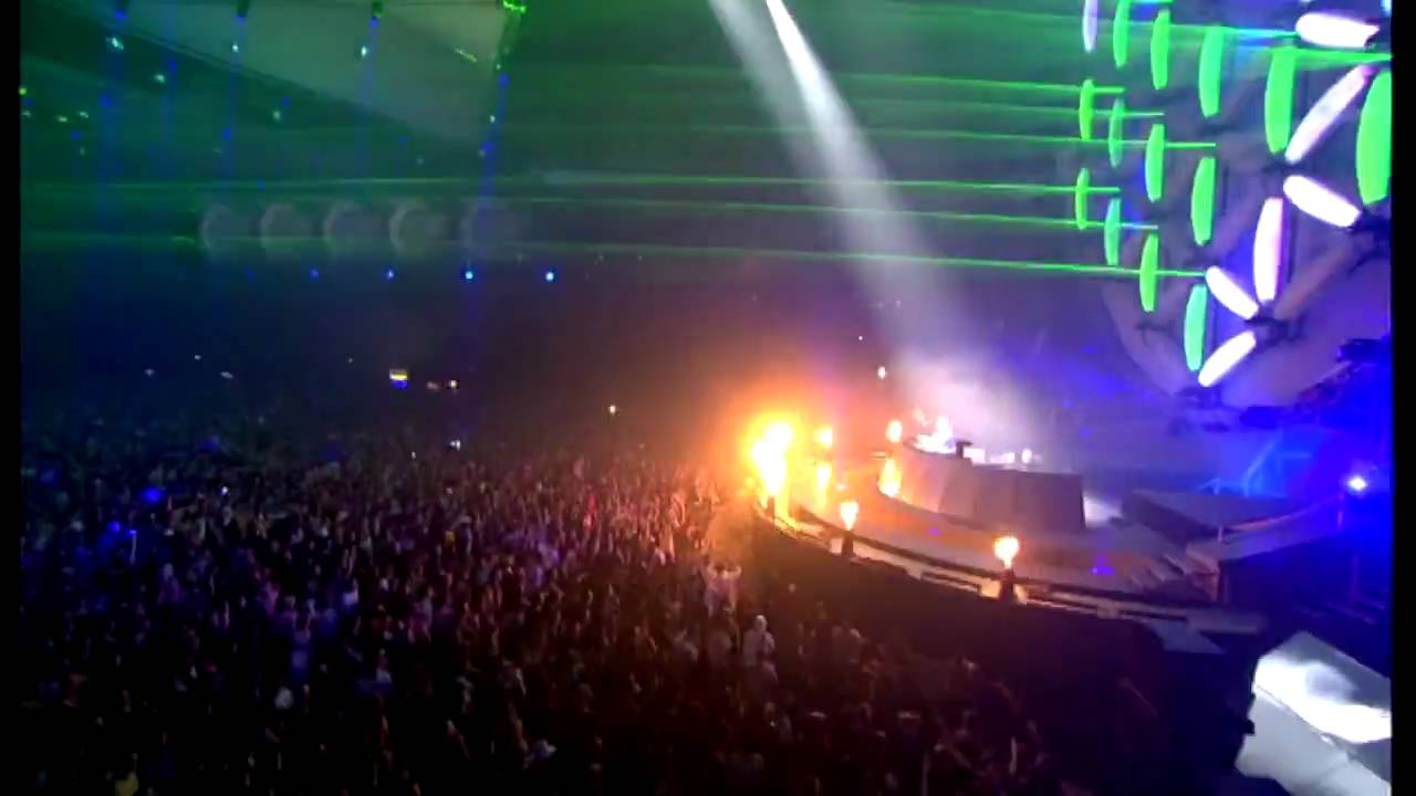 14 Qlimax 2008 - Qlimax Live Tatanka - YouTube