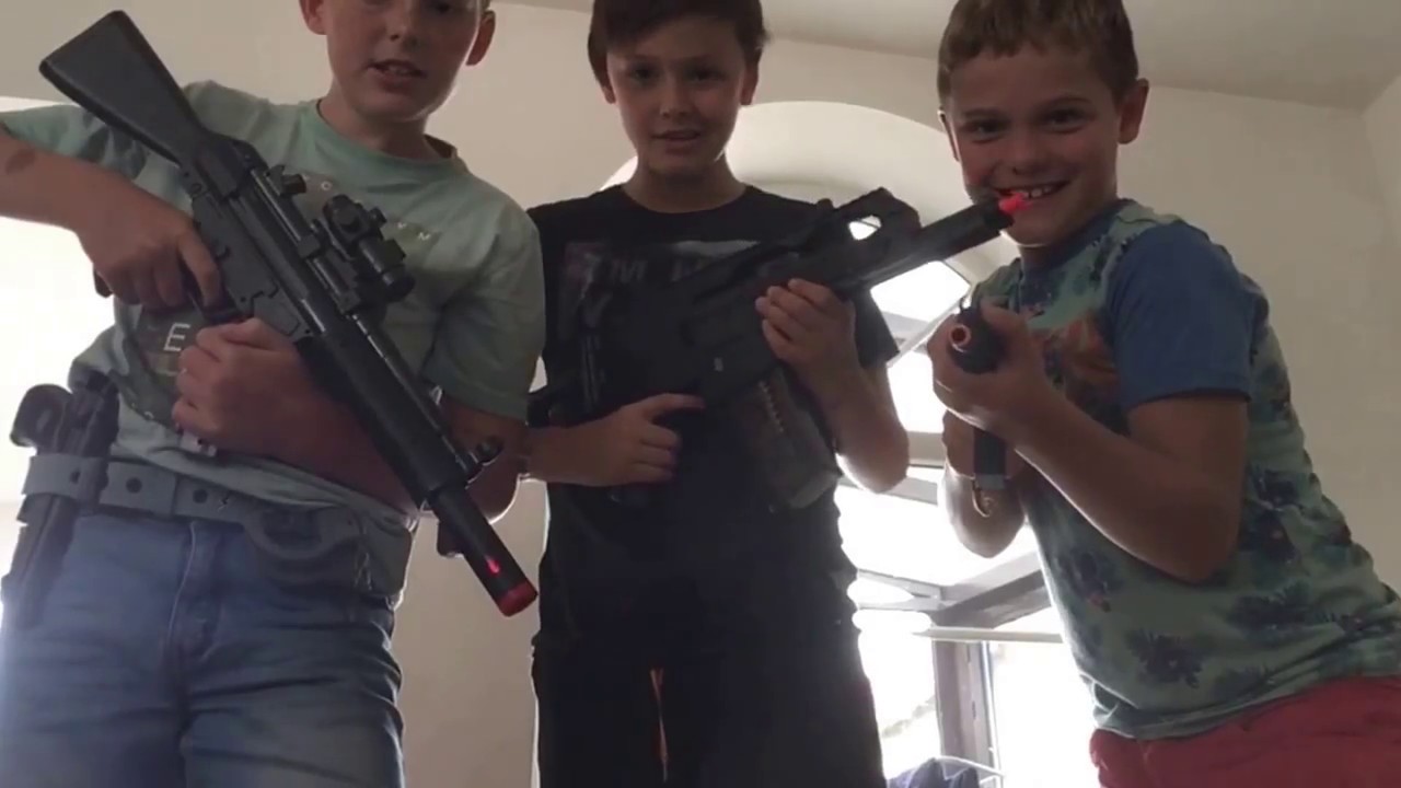 Politie en boef trailer - YouTube