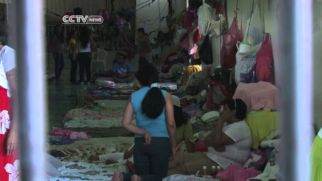 Overcrowded Prisons Force Inmates to Live in Filth - YouTube