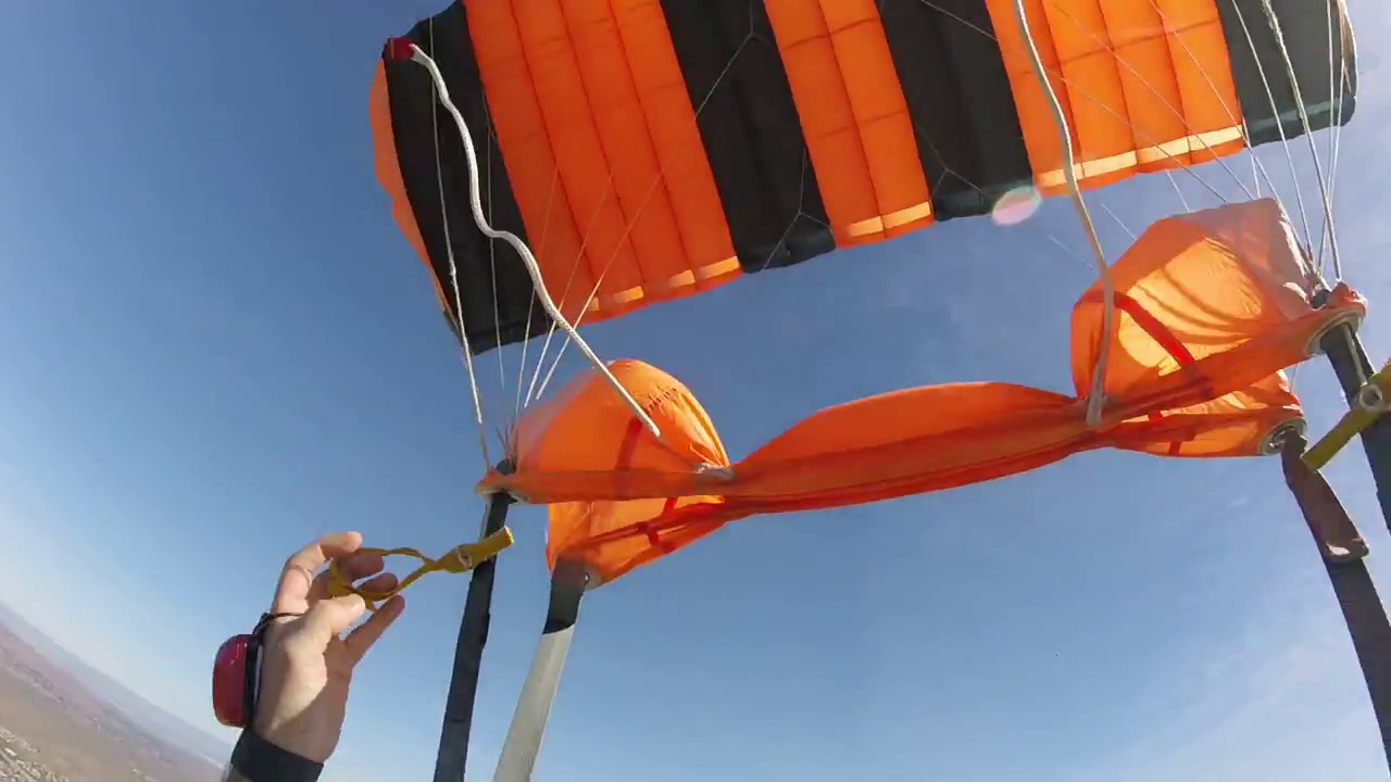 Skydiving parachute minor line malfunction. Line over? Tension knot ...