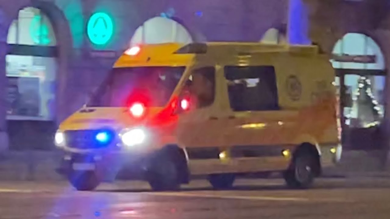 Hungarian OMSZ Ambulance Responding With Interesting Siren Usage - YouTube
