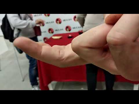 Chopsticks Contest Mulan 👋Hand Muscle warm-up a Milano Golosa 2019 10 ...