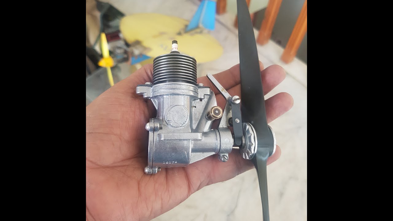 Mohawk Chief A Vintage Spark Ignition Engine Run - YouTube