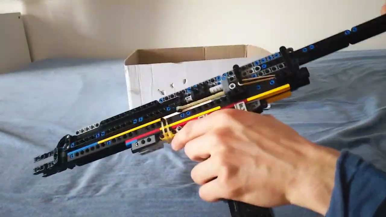 Mac10 Lego - YouTube