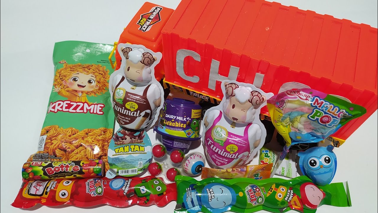 Hunting Yupi lollipop Cadbury diary milk lickables permen mata permen ...