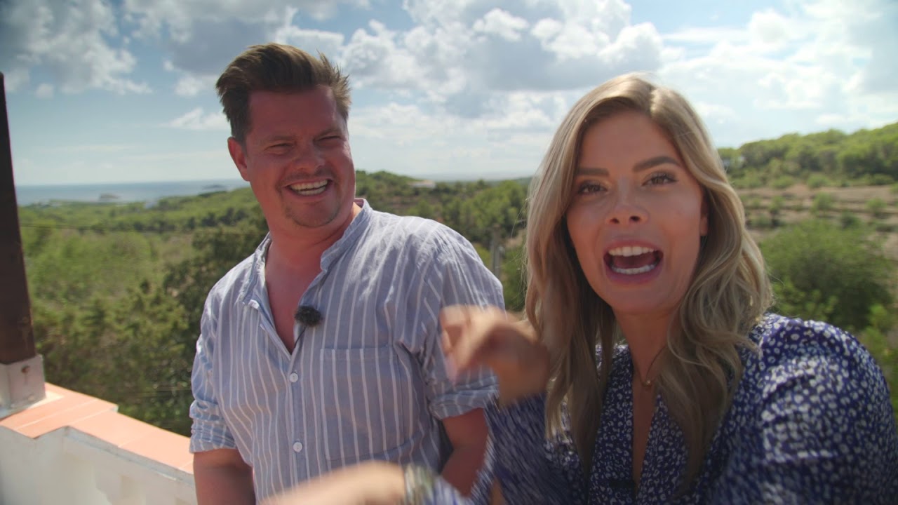 Barstreatment bij Tency Harmony op Ibiza met Julio - Stephanie Tency in ...