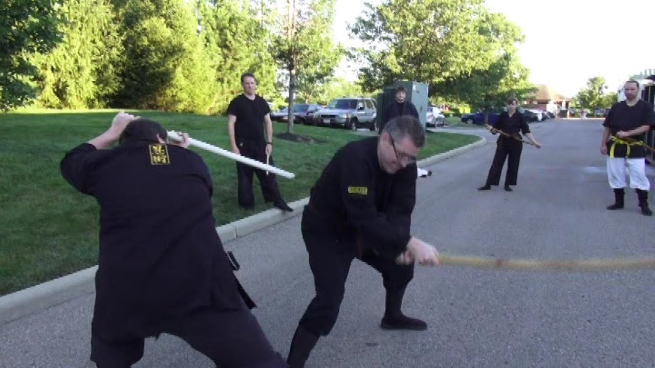 Kenjutsu Sword Practice - The Dojo Martial Arts - YouTube