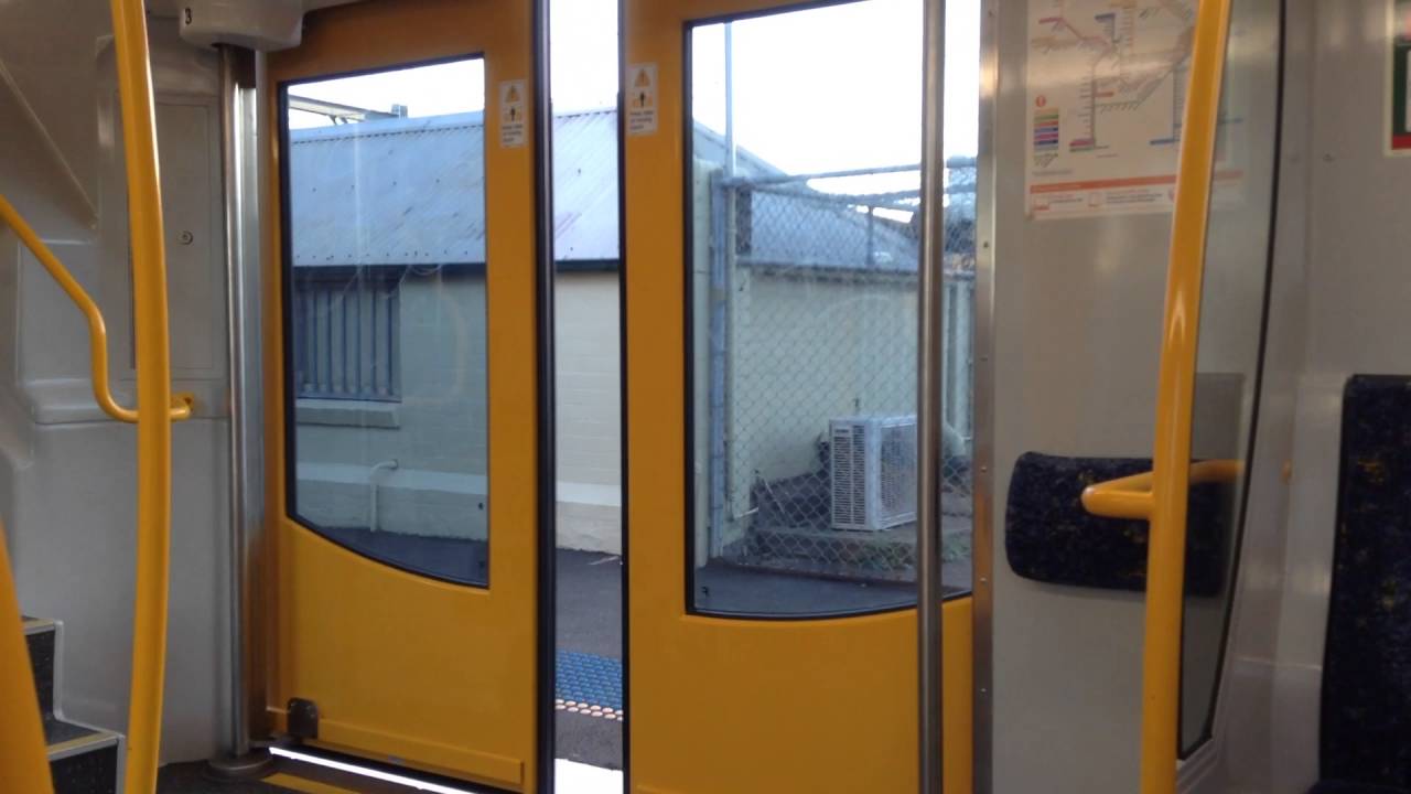 Sydney Trains Tangara New Style Doors Opening & Closing - YouTube