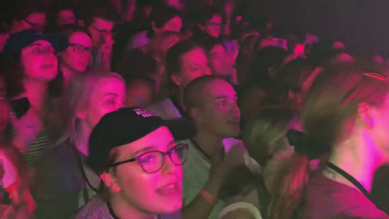 Wallows - Do Not Wait/Only Friend (El Club Detroit 5/14/2019) - YouTube