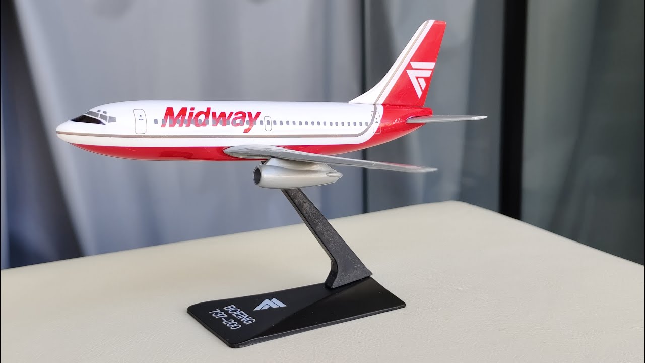 [en-US] Boeing 737-200 Midway Miniatura 1:200 Flight Miniatures - YouTube