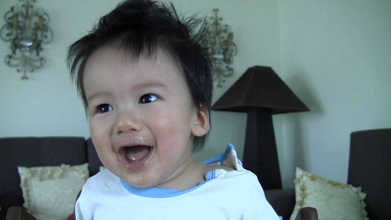 Baby Milan Laughing (16 May 2010) - YouTube