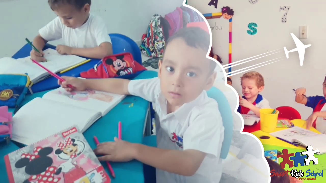 English class at Smart Kids School. Montessori methodology - YouTube