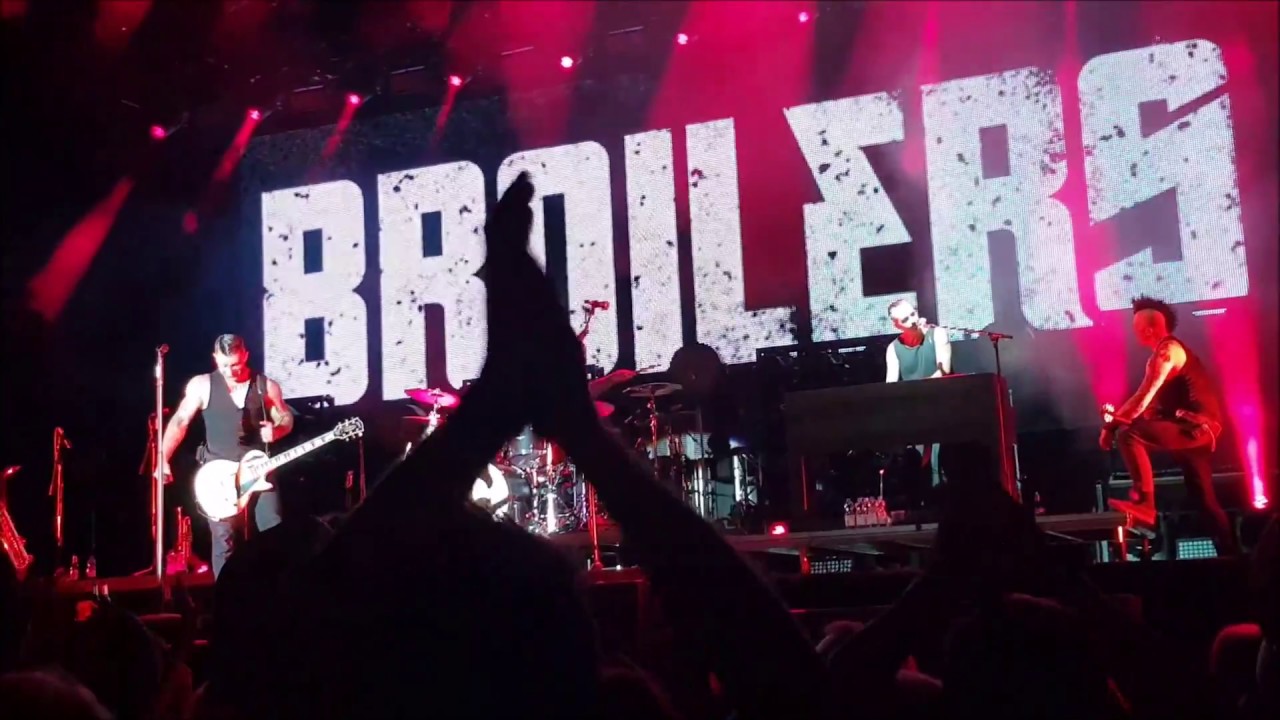 Broilers Live 19 08 18 Kassel Zusammenschnitt - YouTube