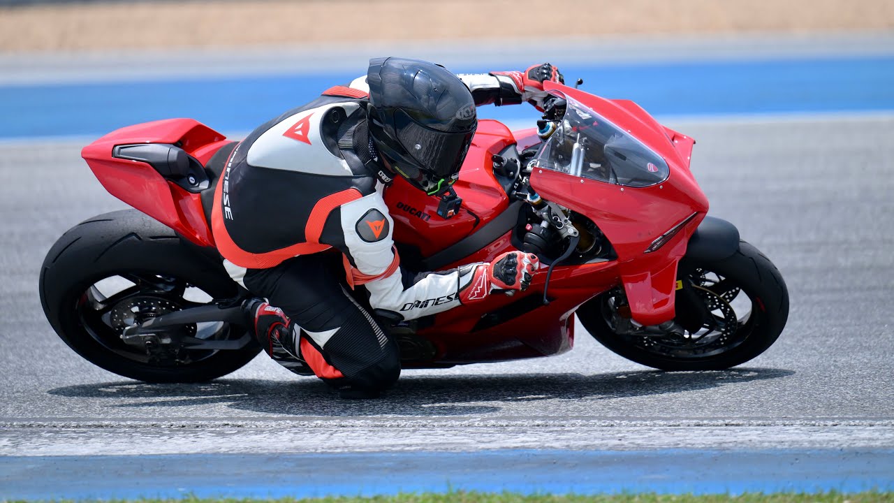 2025 Ducati Panigale V4 Onboard | Sagar Sheldekar Official - YouTube