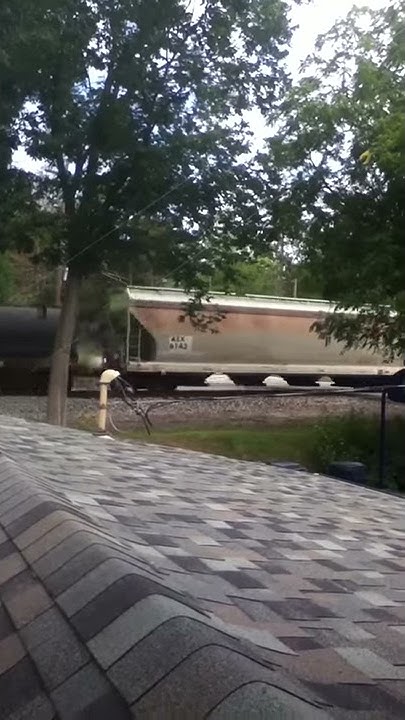 A very late NS 38E (daylight run) - YouTube