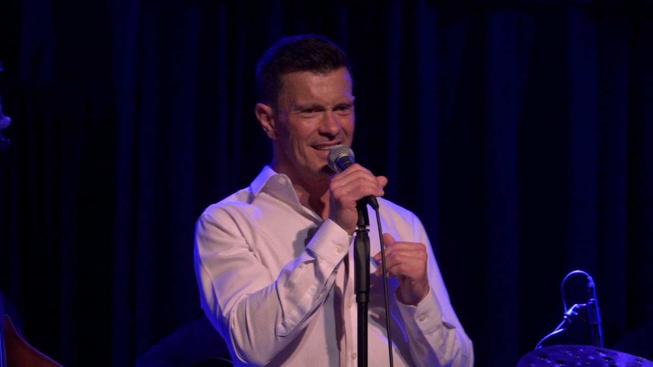 Manuel Franjo Solo por tu Amor at the triad nyc - YouTube