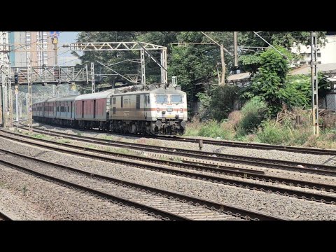 12152 SHALIMAR - MUMBAI LTT SAMARSATA SF EXPRESS 