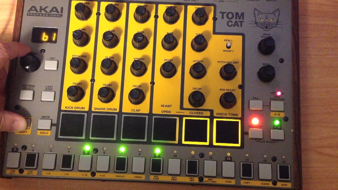 Tom Cat Time Tweaker - YouTube