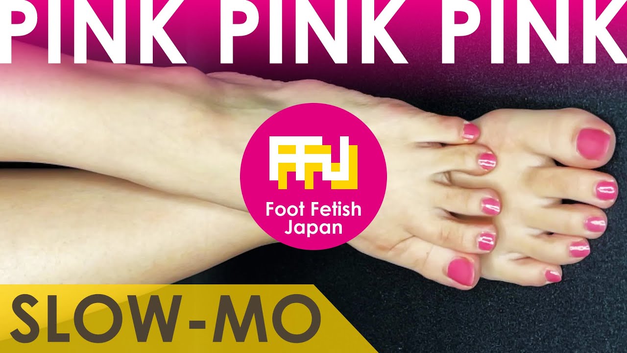 Zoom in! Pink manicured feet #51 - YouTube