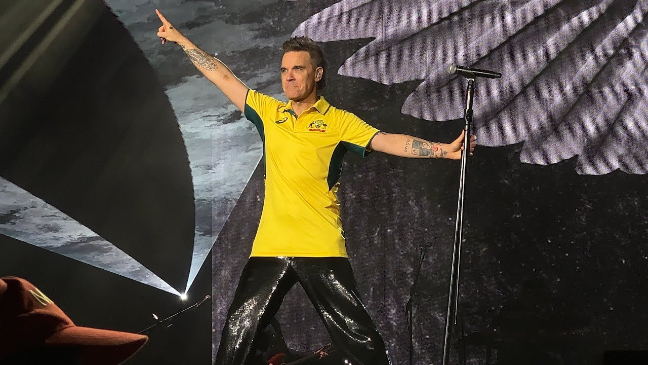 Angels - Robbie Williams - XXV Tour - Melbourne - 23/11/23 - YouTube