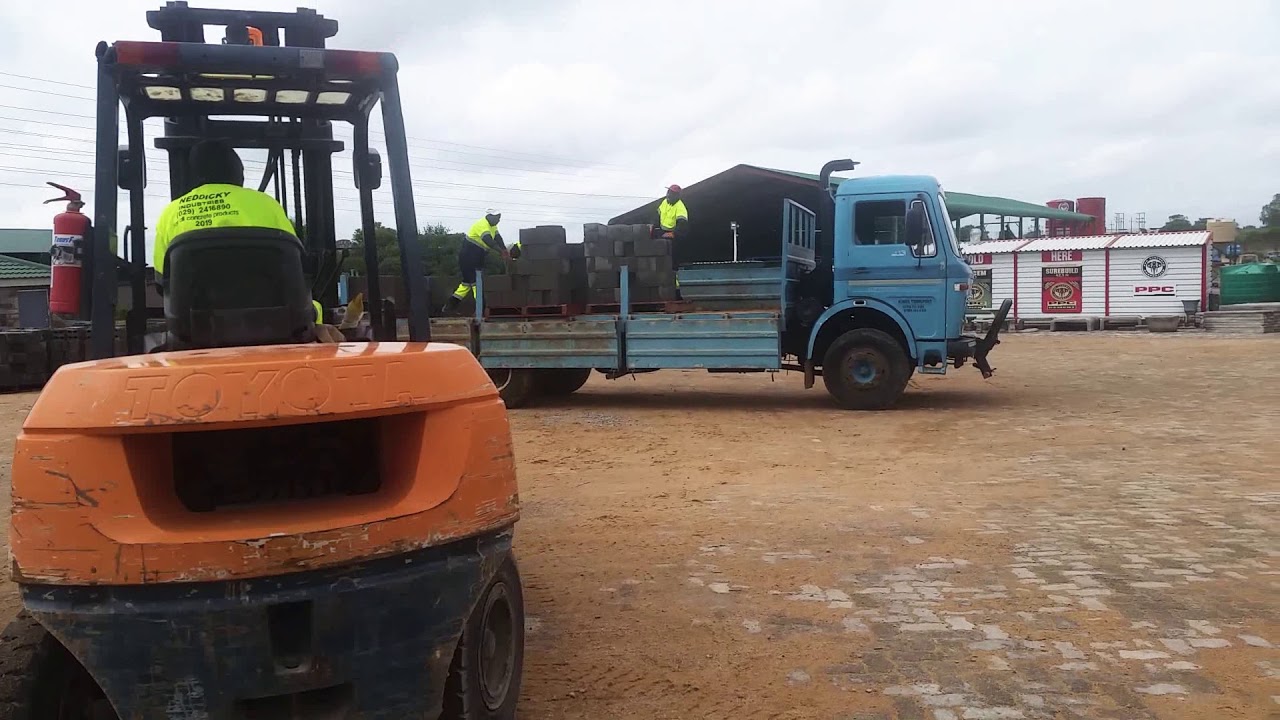 TATA 1313 turbo charged - YouTube