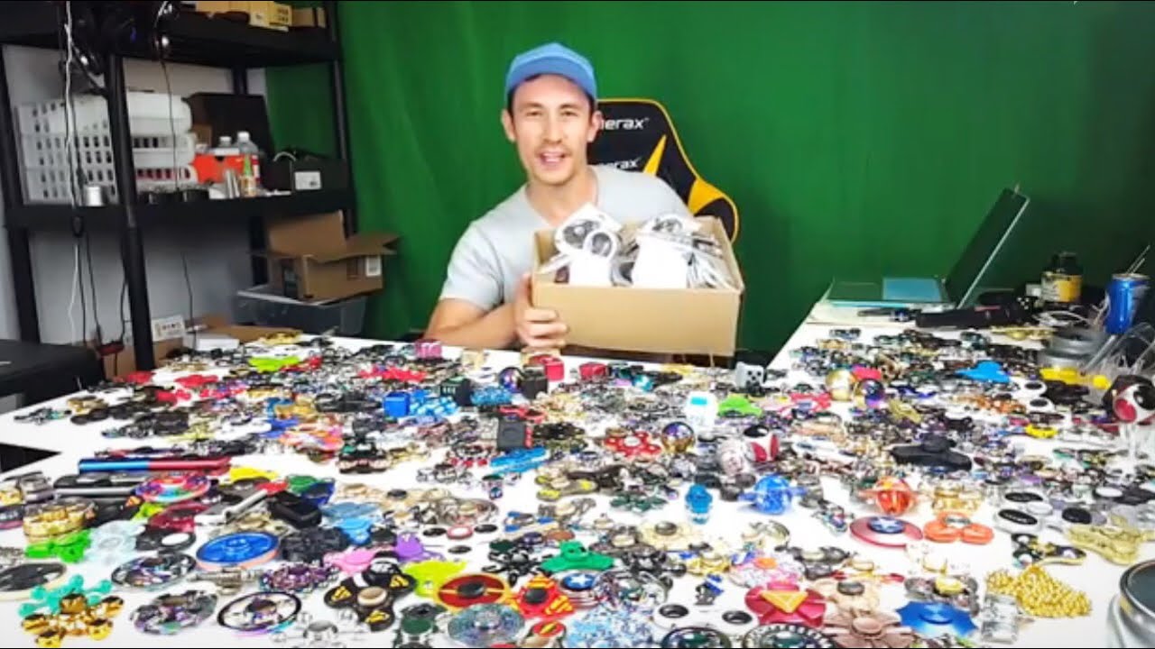 Tons & Tons of Fidget Spinner Unboxing!!! + 3 Giveaway Winners ...
