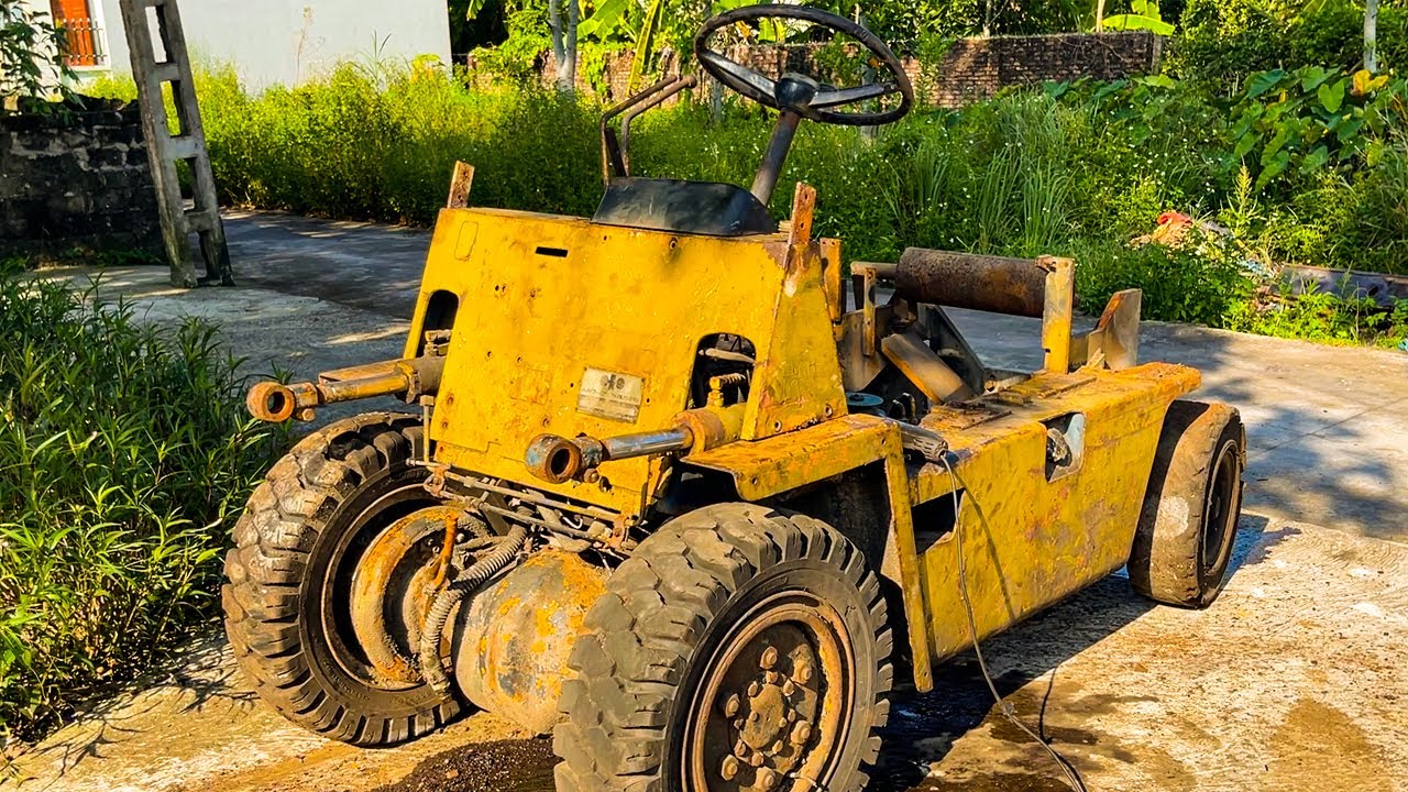 Project To Restore Severely Damaged KOMATSU Forklift // The Results Are ...