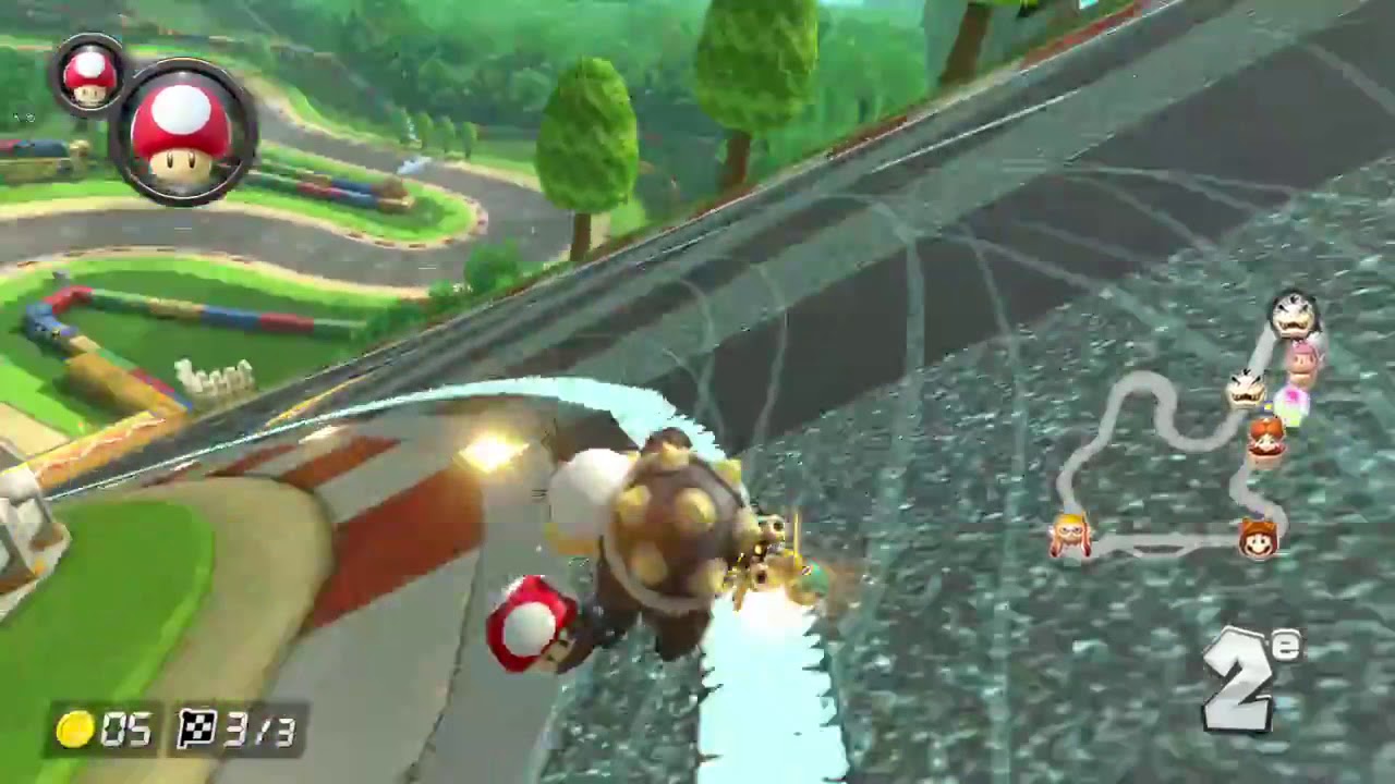 Mario Kart 8 Deluxe Last Lap - YouTube