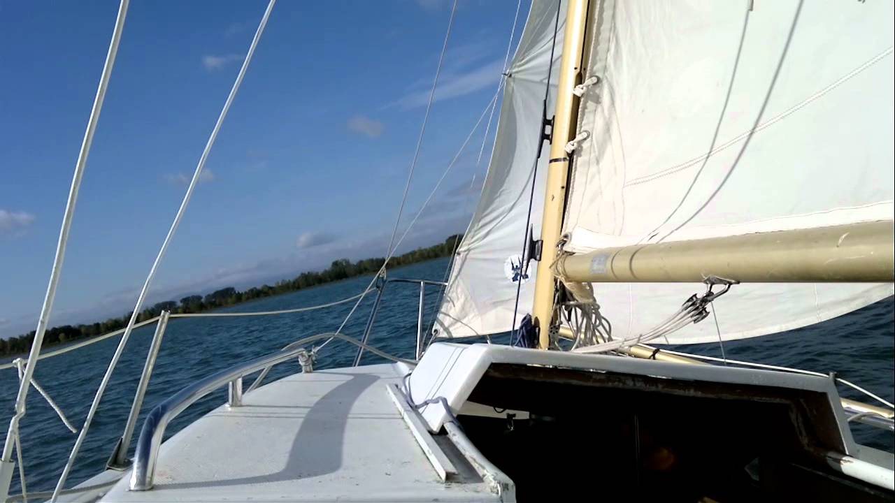 edel 5 : pointe à 7.7 noeuds ! - YouTube