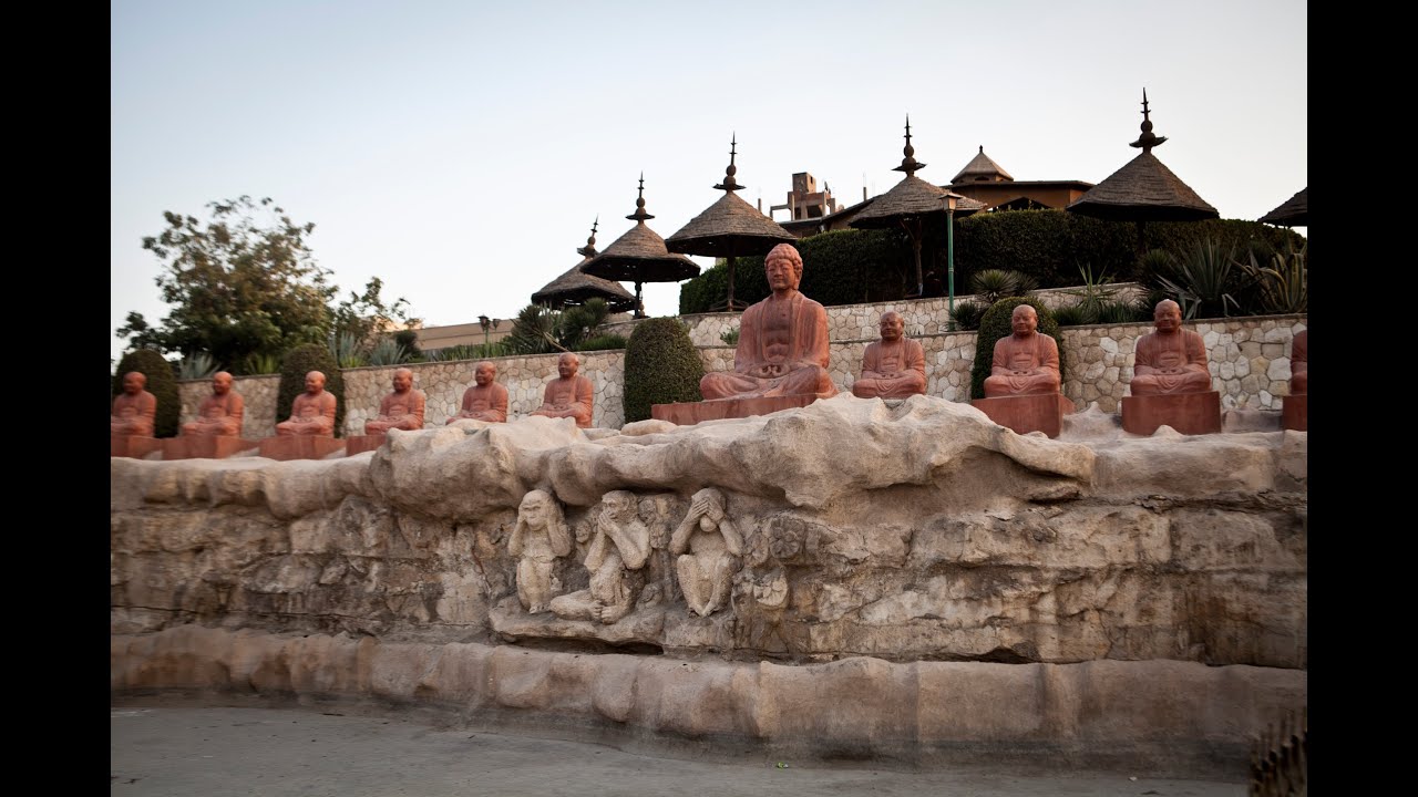 A secret peace: In Egypt Buddhists pray (Available in HD) - YouTube