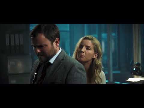 The Mummy Deleted Scene Tom Cruise is Stayin Alive - YouTube