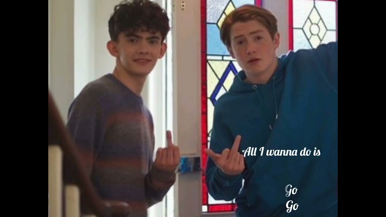 Kit Connor and Joe Locke friendship - Better in stereo - YouTube