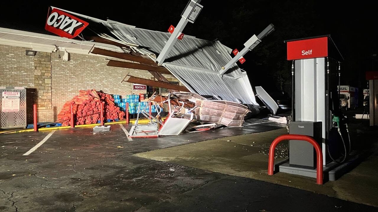 Gas station awning flips over onto convenience store in Paulding County ...