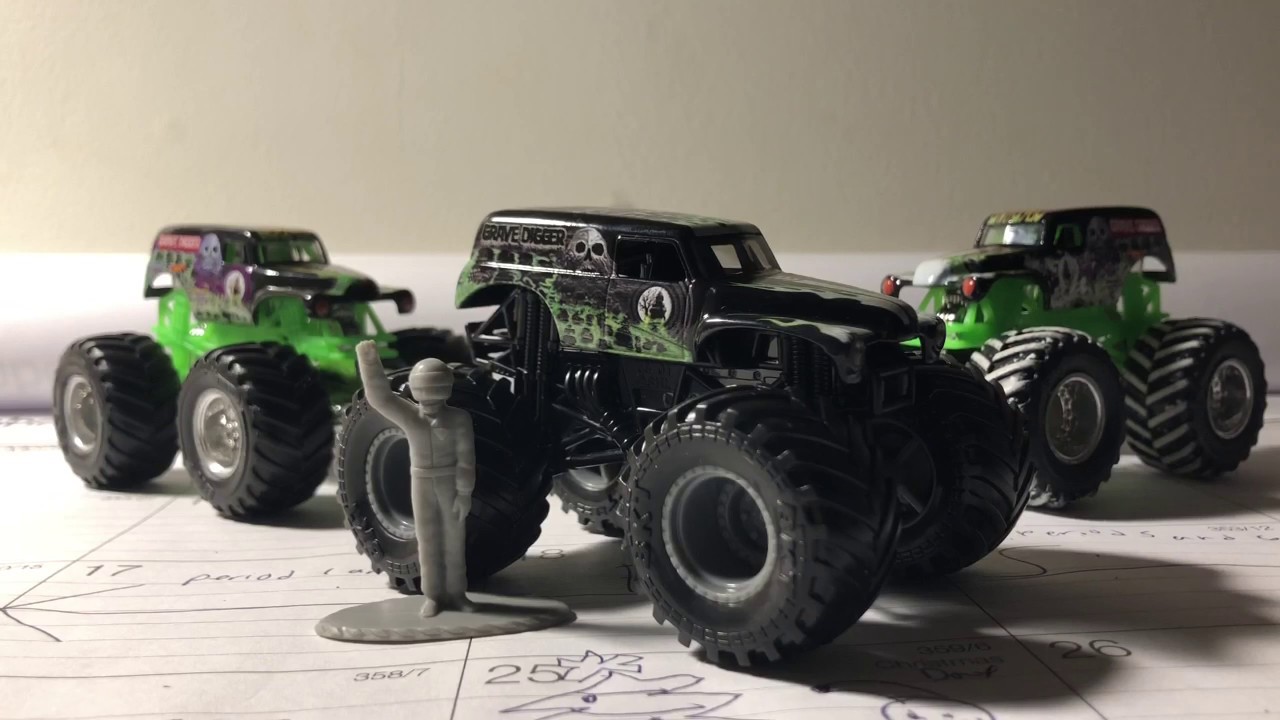 Spinmaster Monster Jam 2019 Mix 4 Overcast Grave digger Unboxing and ...