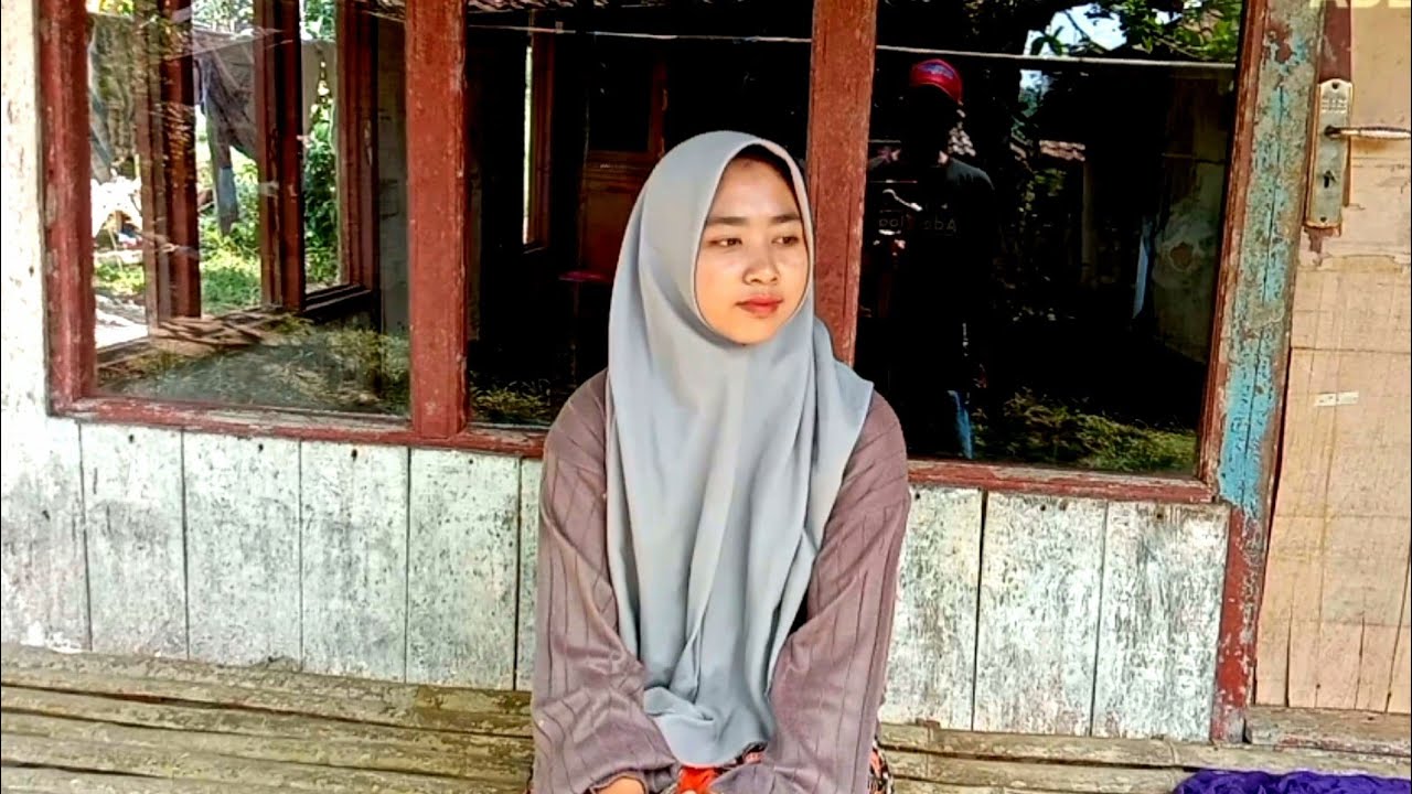 Gadis Desa Cantik kesepian ! Hidup Sederhana Di Kampung Terpencil - YouTube