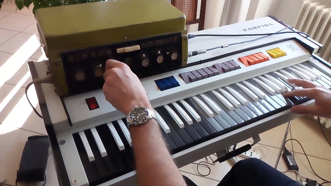 Farfisa Fast 5 ed Echorec Binson - YouTube
