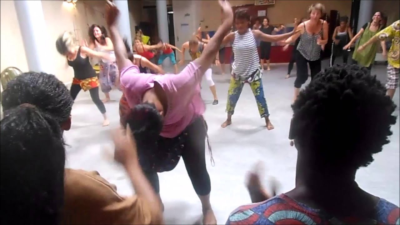 Stage Danse Africaine Mama Sanou & Benkadi St Michel Bordeaux - YouTube