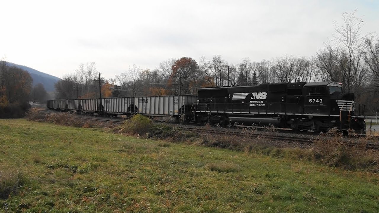 NS 633 on the NS BUFL with SD60I lone unit (2011) - YouTube