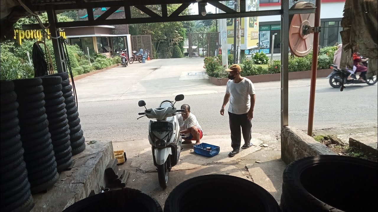 inong ester family sedang live sekarang! - YouTube