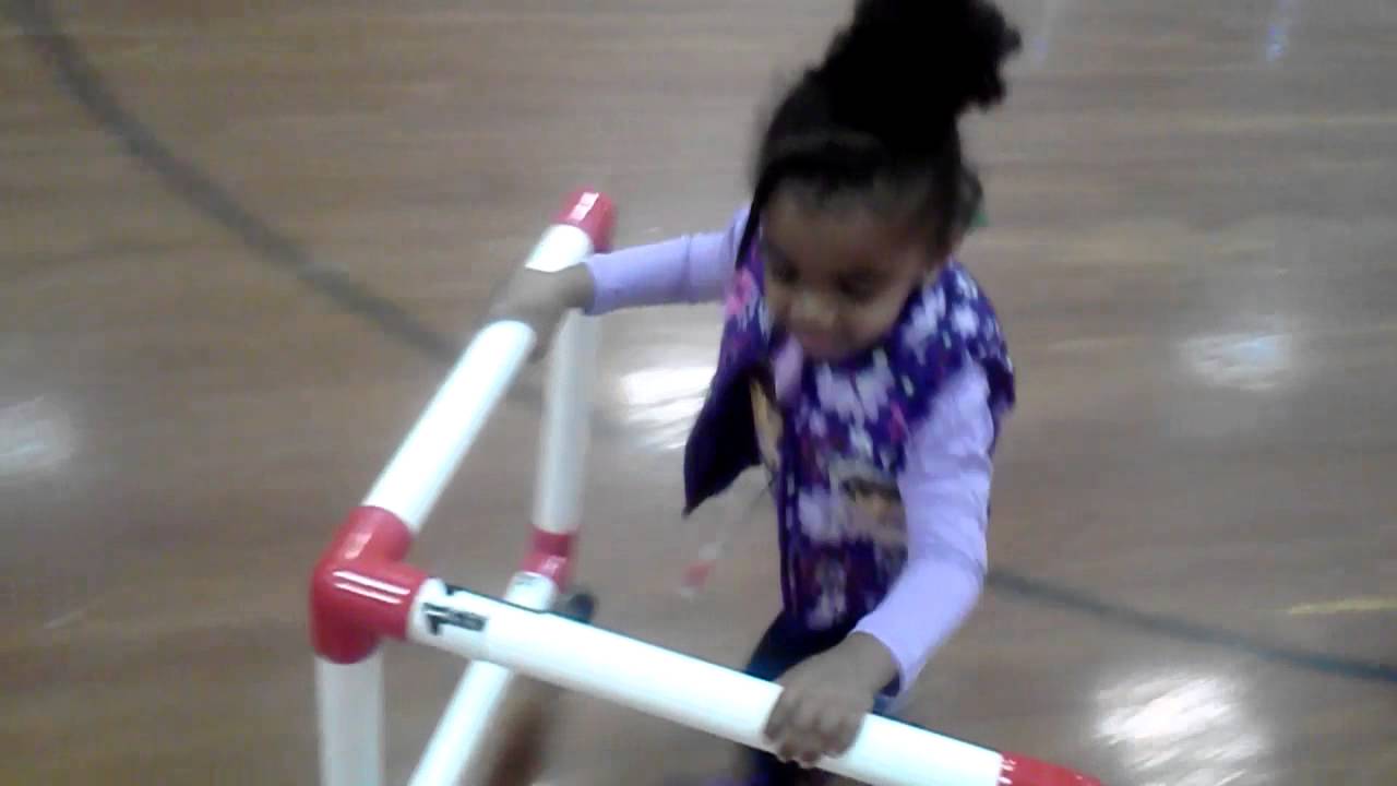 Jayden Jaliyah and Mekhi roller skating - YouTube