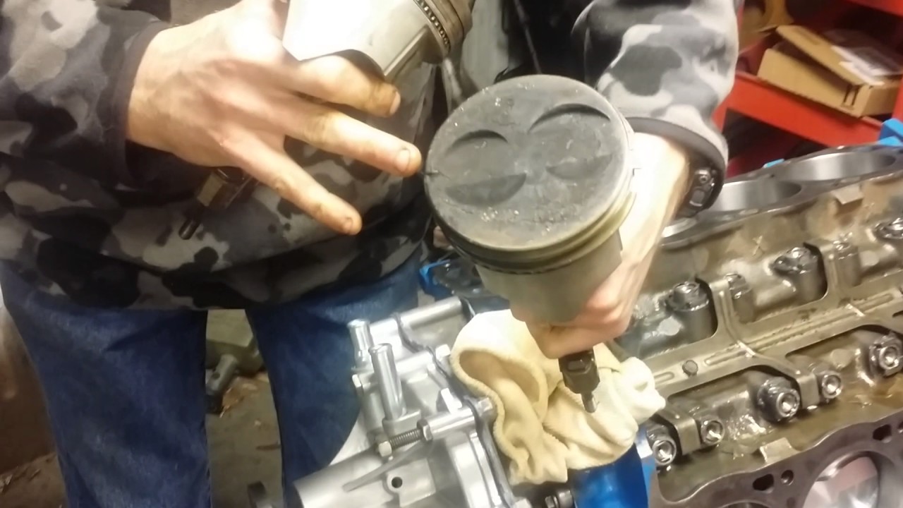 Pistons rods pressed in wrong in my 302 build - YouTube