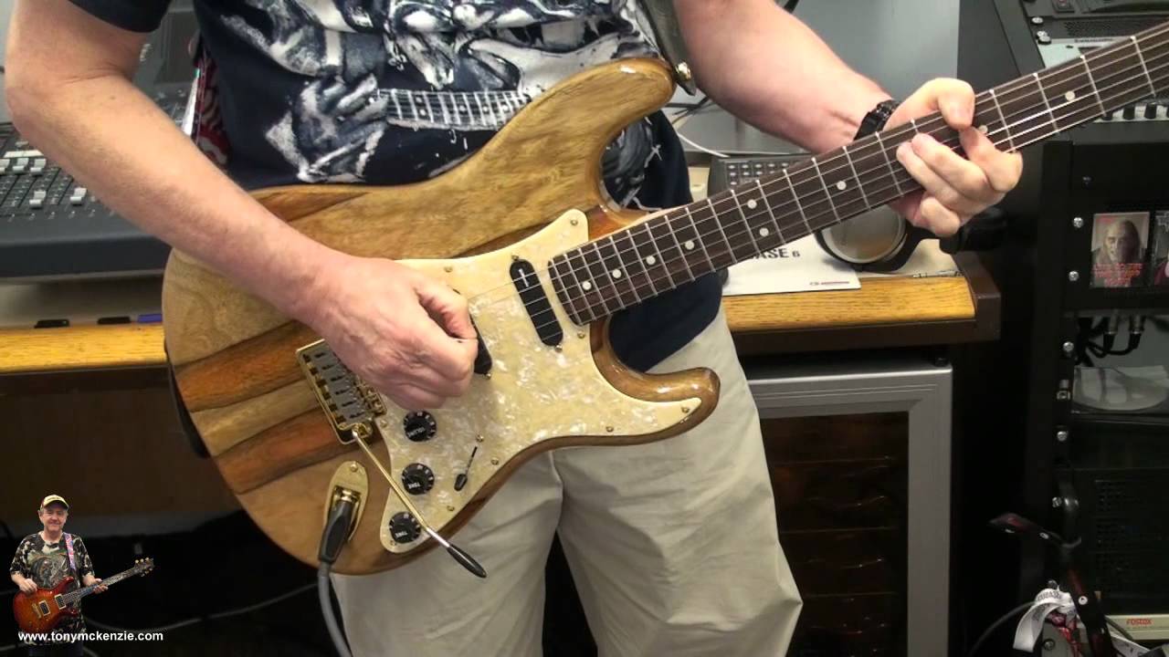 Fender Strat Korina Played | Marshall YJM100 | DiMarzio Fast Track Pro ...