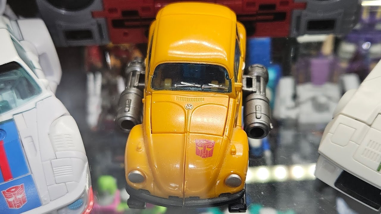 Transformers War for Cybertron Netflix Bumblebee - YouTube
