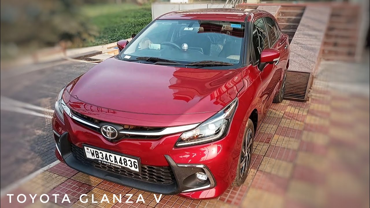 2023 Toyota Glanza V Petrol Manual Full Detailed Walk Around Review ...